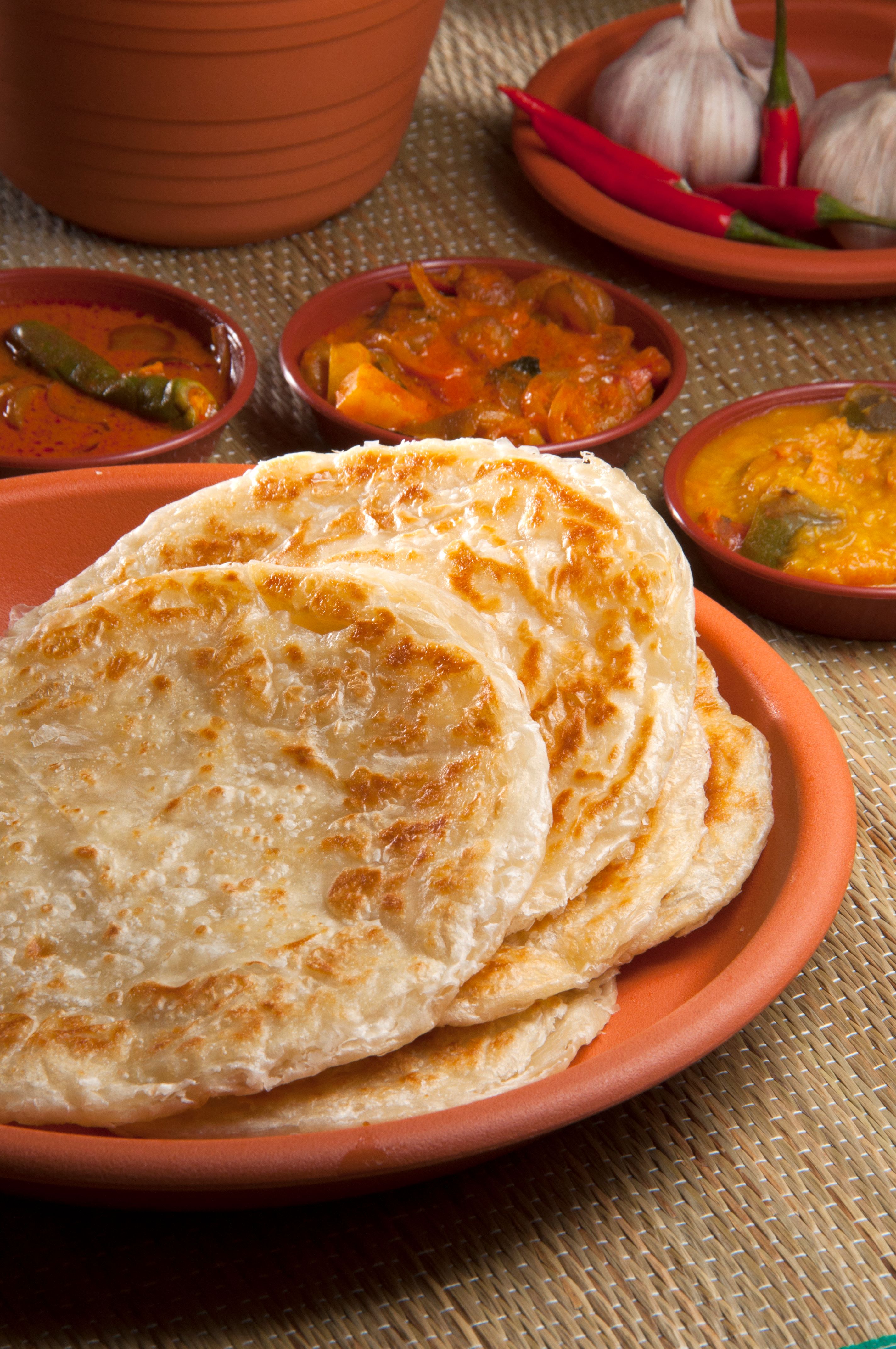 BREAD PRATHA PLAIN ROTI 400GM(24) # 5365 HAKKA - Superior Foods ...
