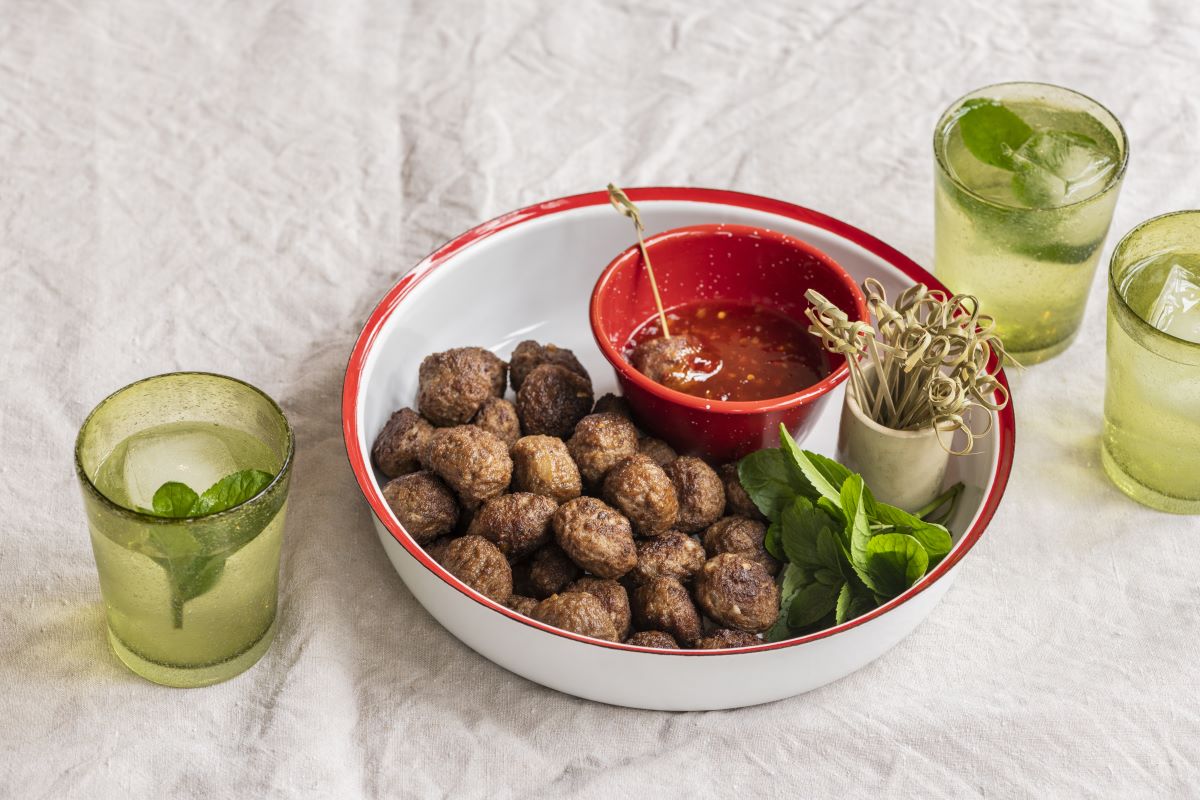 MEATBALLS GOURMET (60 X 15GM) (5) #72565 ANGEL BAY (60 X 15GM) (5 ...