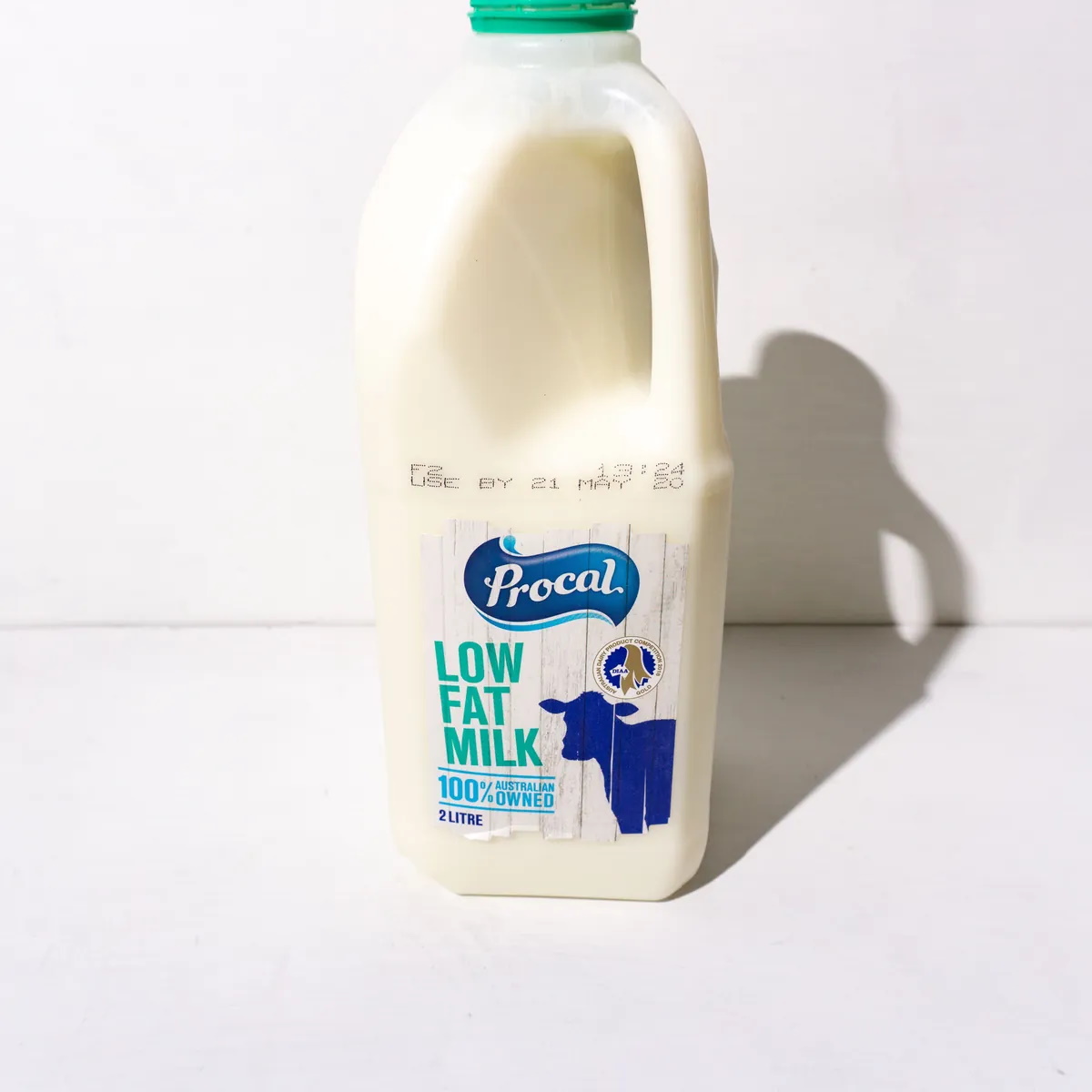 MILK LITE FRESH (6 X 2LT) PROCAL (6 X 2LT) PROCAL - Superior Foods