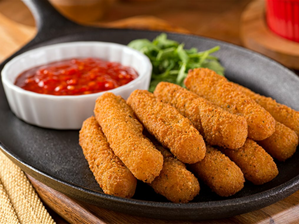 CHEESE STICK CRISPY BATTERED MOZZARELLA (2 X 1KG) # KQF074 KEITHS ...