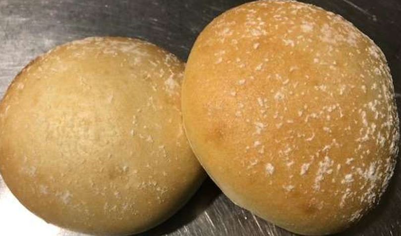 BREAD ROLL BURGER WHITE (65 X 90GM) #BWR6211 LAURENT - Superior Foods ...